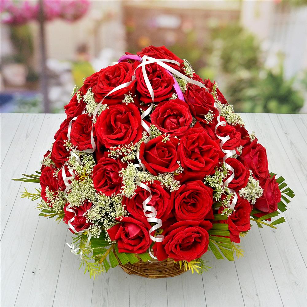 50 red roses Basket, Basket Roses Flowers for Mom